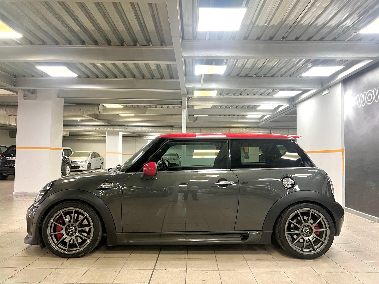 Wowwo'dan Mini John Cooper 1.6 Works 130.000KM 2012 Model